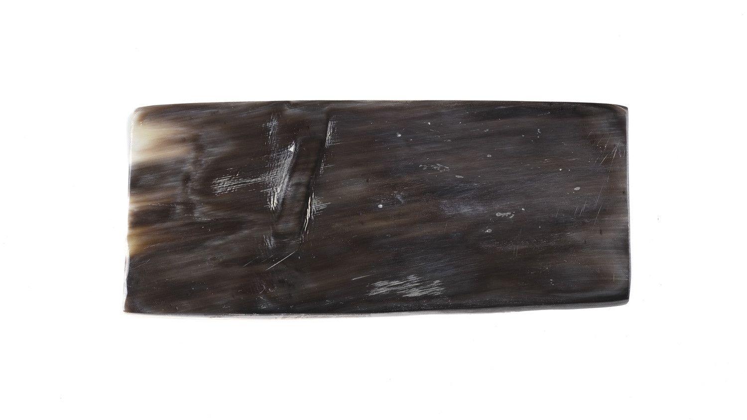 Plaque de creux de corne de zébu aplatie